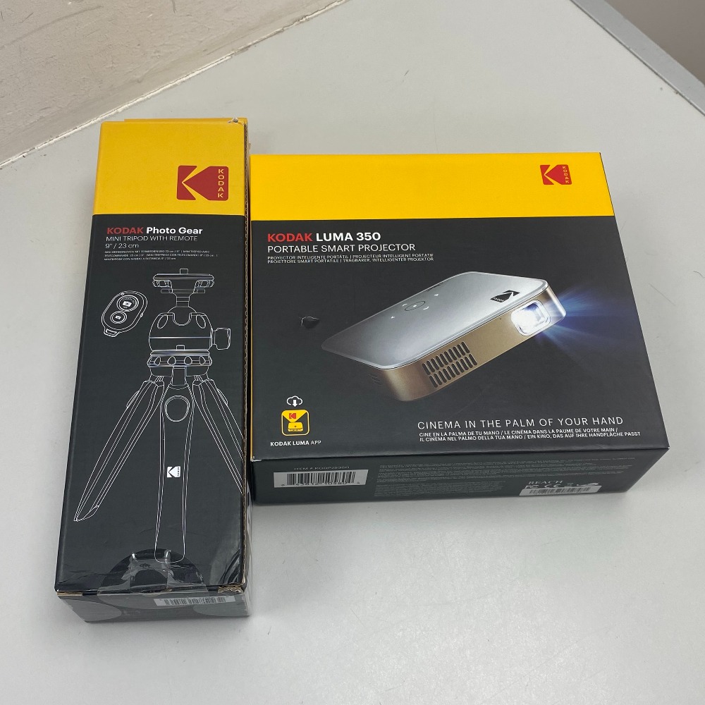 Like New Kodak Luma 350 4K HD Portable Home Cinema Projector & Photo ...